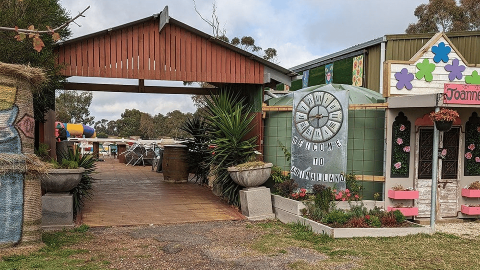 The Skippy Bus | Melbourne’s Hop-On Hop-Off City & Airport Tours